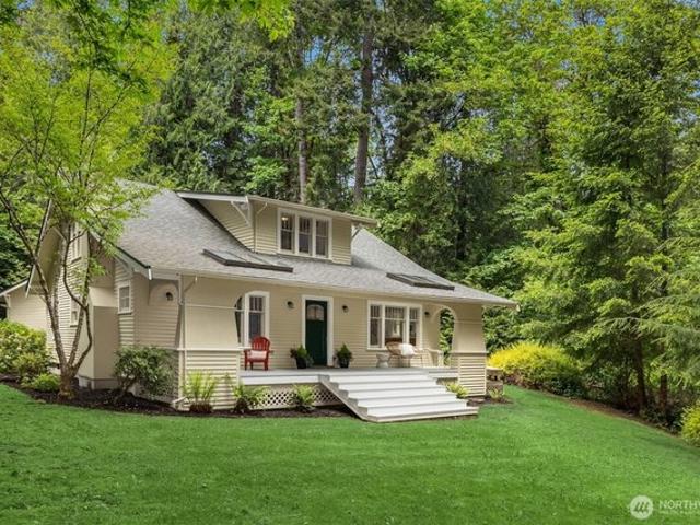 14864 Sivertson Rd NE, Bainbridge Island, WA 98110