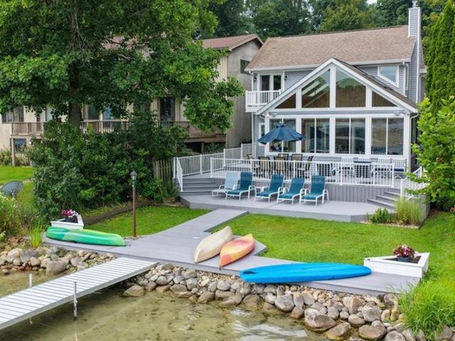 14866 Birch Lake Shore Dr, Vandalia, MI 49095