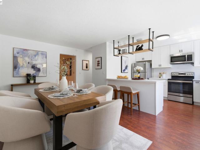 1486 Newhall Pkwy