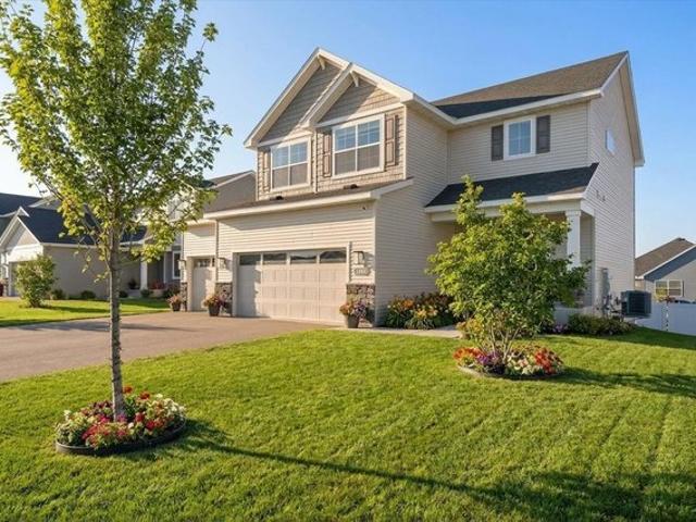 1486 Oak Ridge St, Hanover, MN 55341