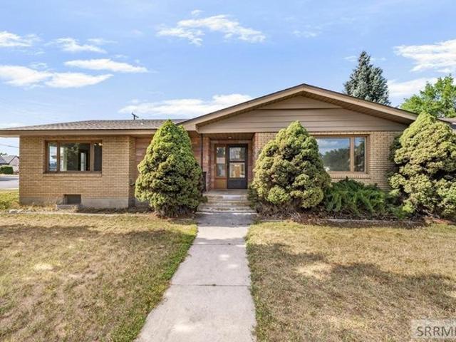 1486 E 16th St, Idaho Falls, ID 83404