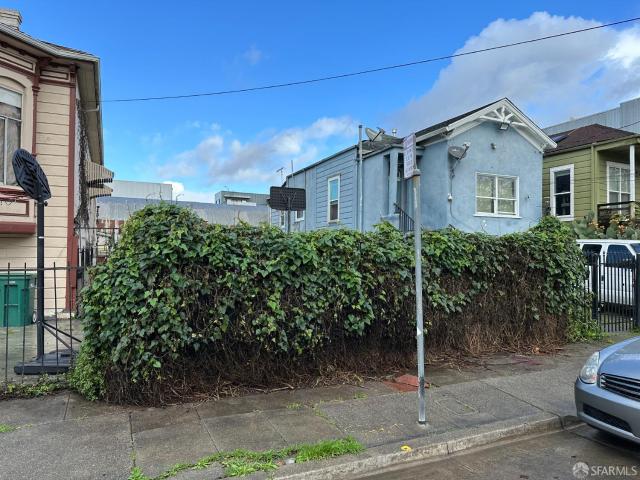 1486 34th St, Oakland, CA 94608 | MLS #425060