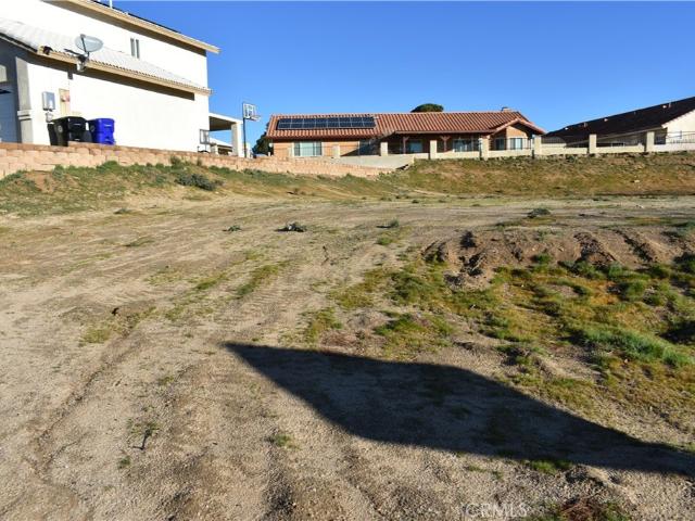 14874 Autumn Ln, Helendale, CA 92342 | MLS #HD26035