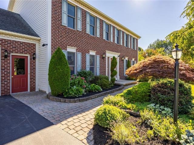 1487 Fallen Leaf Terrace