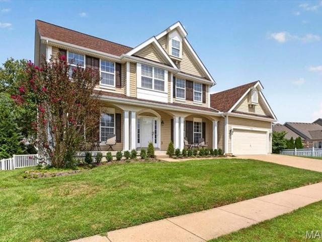 1487 Fenway Dr, Fenton, MO 63026