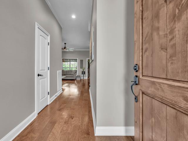 1487 Hereford Blvd