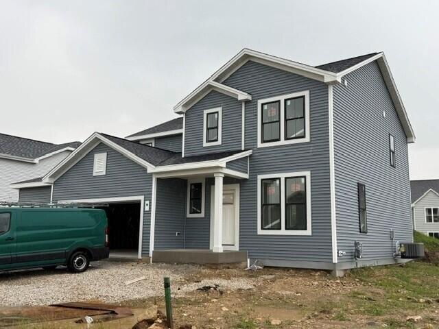 1487 Patton Dr, Hartford, WI 53027