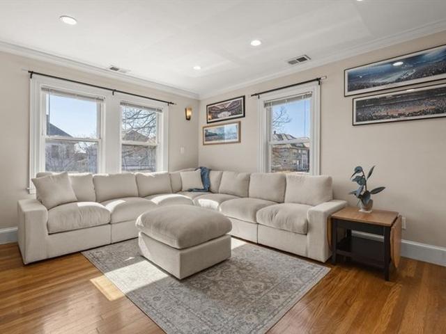 1487 1 Centre St Unit 2, Boston, MA 02132
