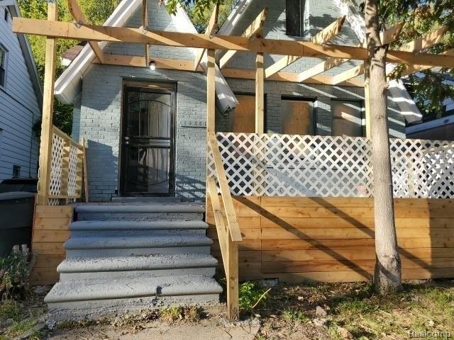 14881 Mapleridge St, Detroit, MI 48205