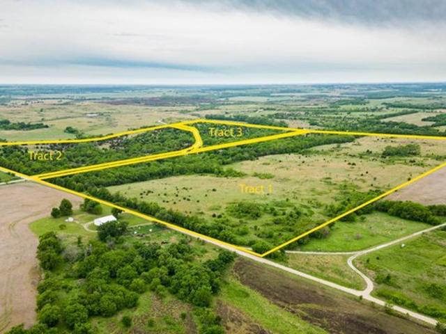 14884 th Rd, Winfield, KS 67156
