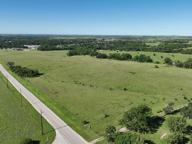 14885 N 1st St Unit TRACT1, Westmoreland, KS 66549