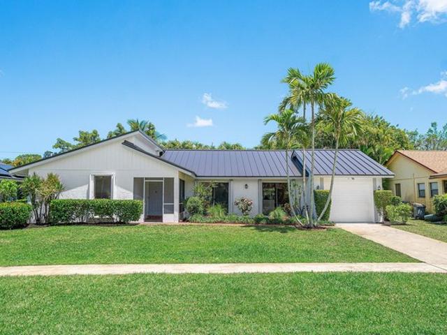 14888 Sunnyview Ln, Delray Beach, FL 33484