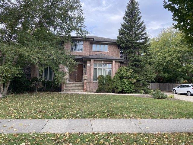 1488 N Dee Rd, Park Ridge, IL 60068