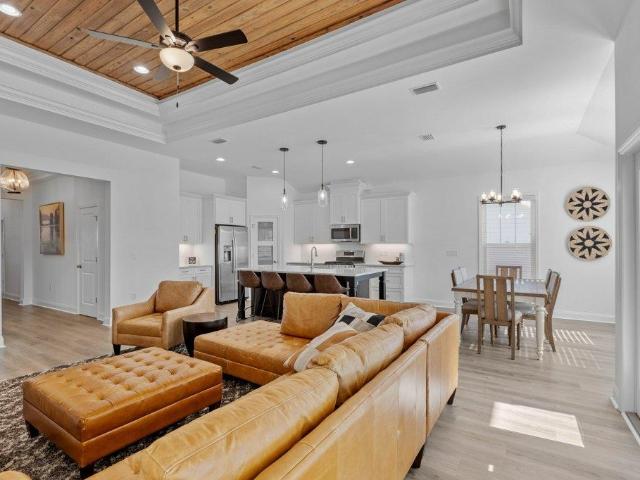 1488 Summerbrooke Dr, Tallahassee, FL 32312 | MLS #389251 | Compass