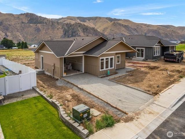 14893 Red Delicious St, Entiat, WA 98822
