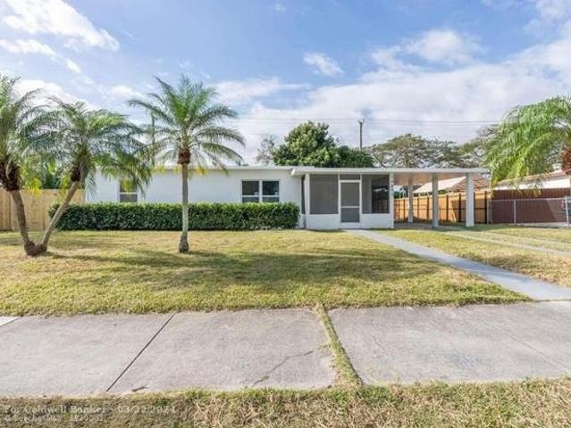 14890 Lincoln Dr, Homestead, FL 33033