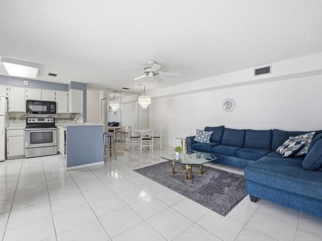 14898 Wedgefield Dr Apt 208, Delray Beach, FL 33446
