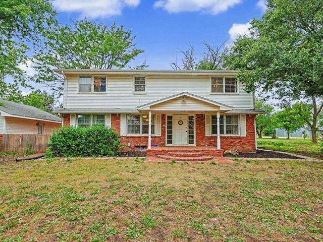 14898 SW 210th St, Rose Hill, KS 67133