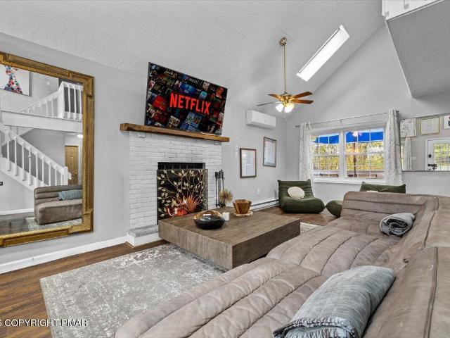 1489 belgravia drive