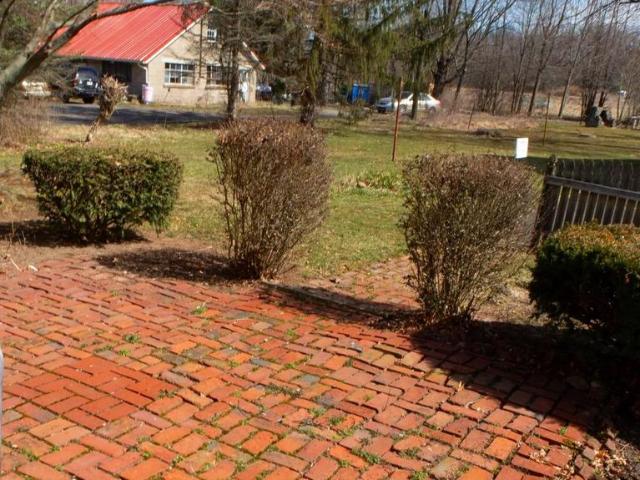1489 S Old Bethlehem Pike