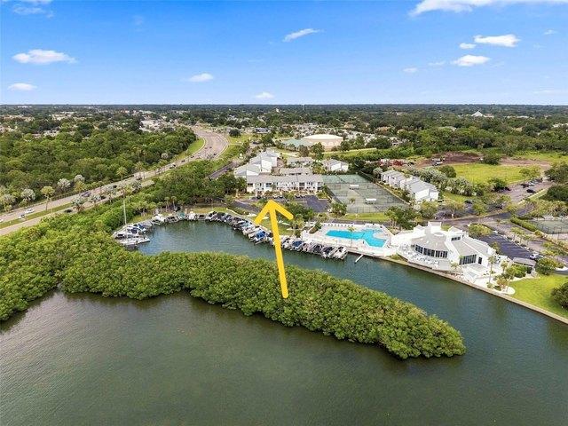 14800 Walsingham Rd Apt 702, Largo, FL 33774
