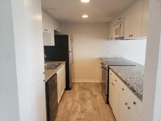 14801 Compass Street 14