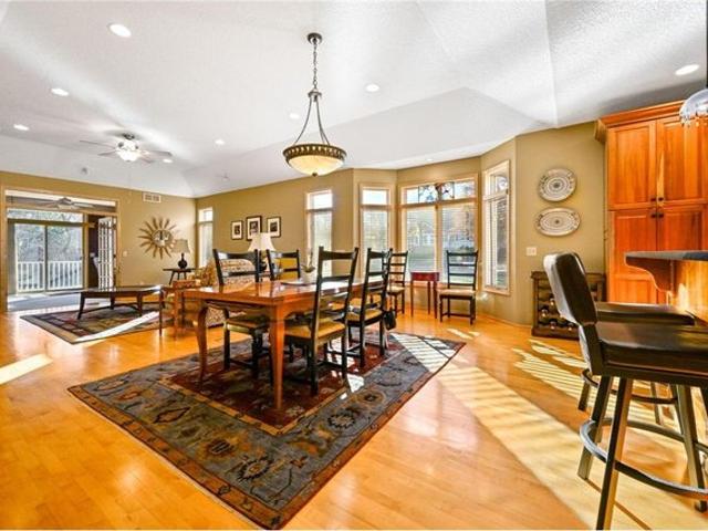 14802 Margaret Pl, Minnetonka, MN 55345