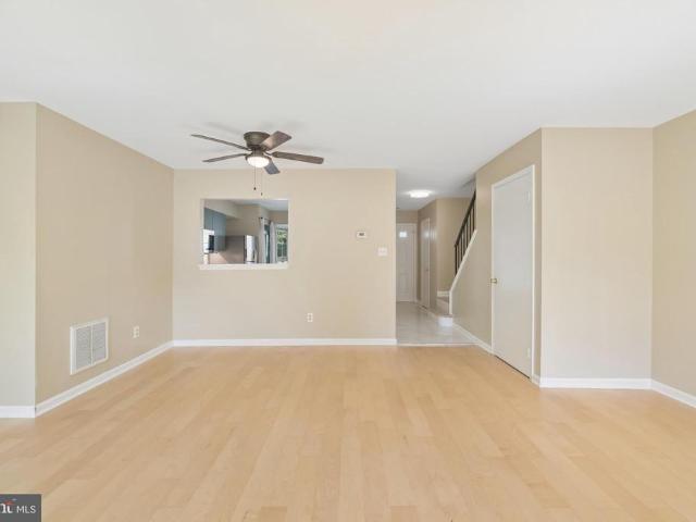 14804 London Lane