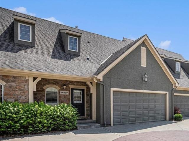 14809 Meadow Ln, Leawood, KS 66224