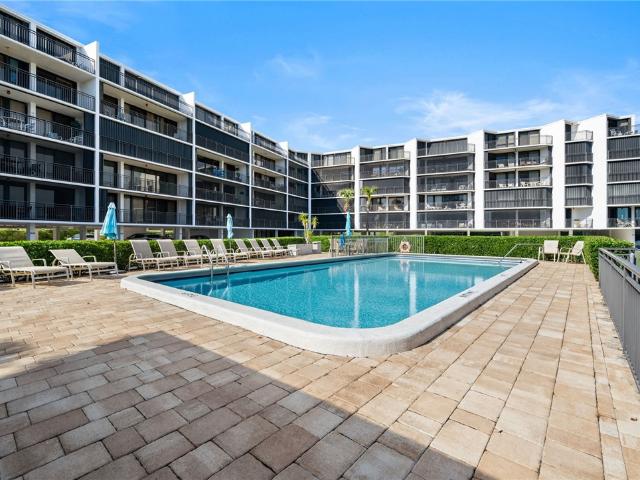 1480 Ocean Dr, Unit 4E, Vero Beach, FL 32963 | MLS #291617 | Compass