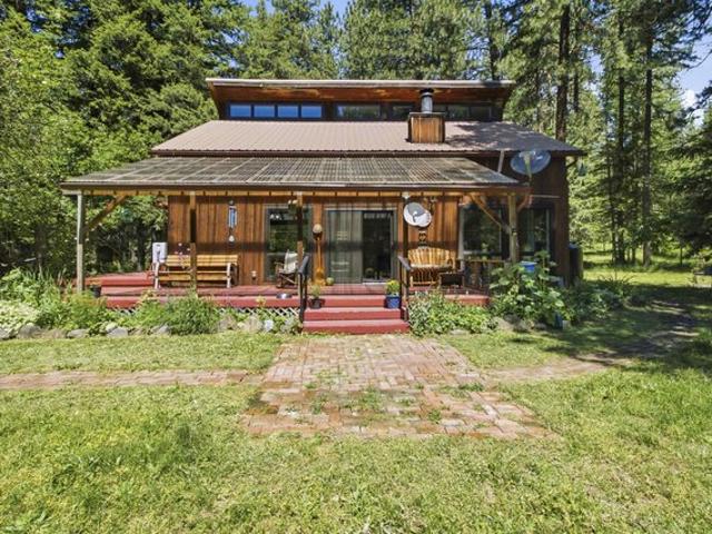 1480 Old Avon Rd, Deary, ID 83823