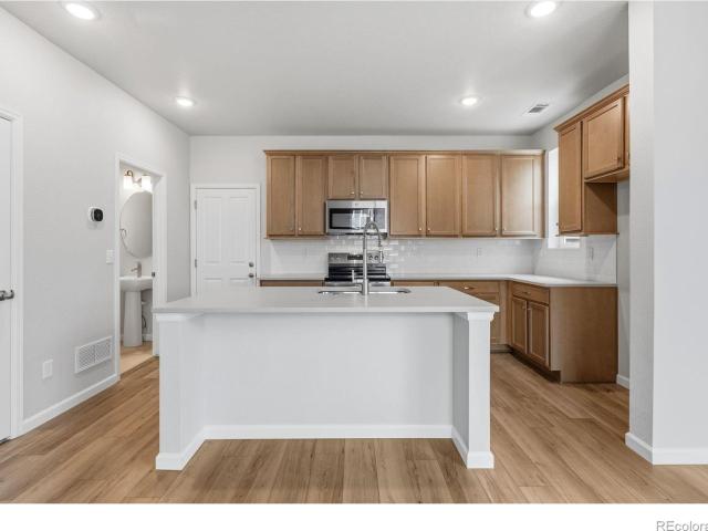 1480 Coral Place