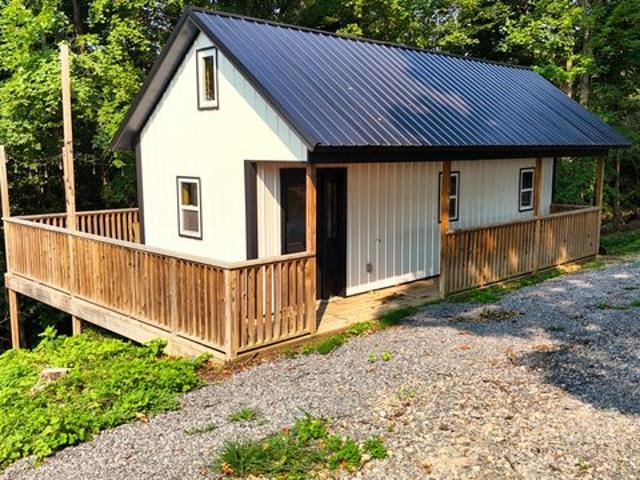 1480 Gravel Hill Rd, Bethpage, TN 37022