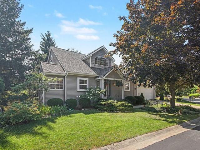 1480 Kelly Green Dr, Ann Arbor, MI 48103