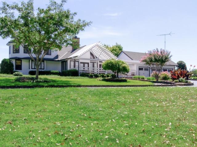 1480 Old Hunters Point Pike