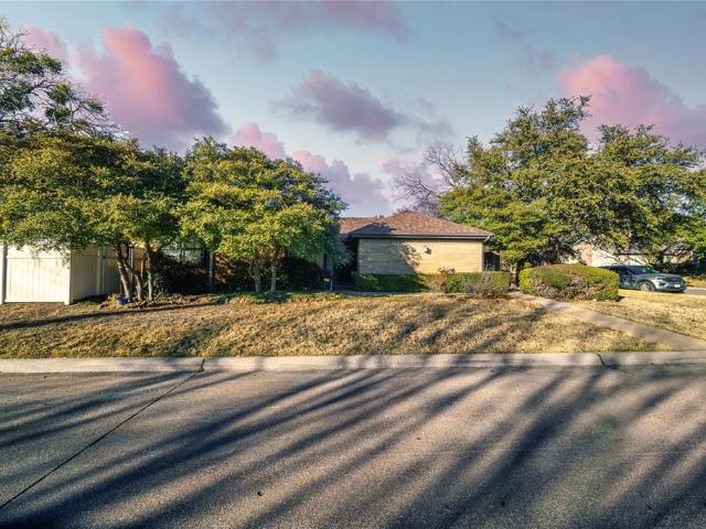 14813 Sopras Cir, Addison, TX 75001 | MLS #21229 | Compass