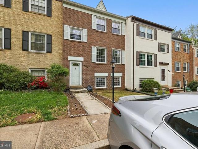 14813 Smethwick Pl, Centreville, VA 20120