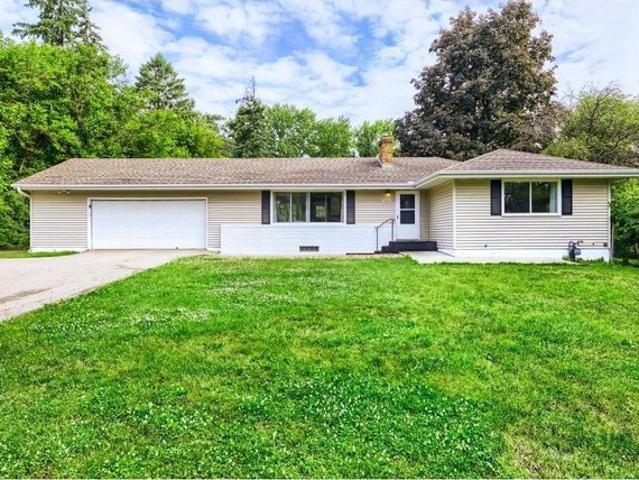 14810 Gleason Lake Dr, Plymouth, MN 55447