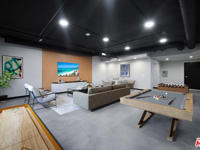 14811 Erwin Street 506