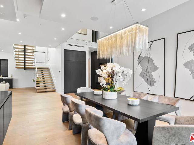 14812 Morrison St, Sherman Oaks, CA 91403 | MLS #26670