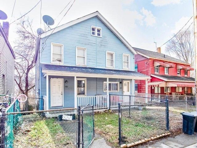 148/150 W Midland Ave, Midland, PA 15059