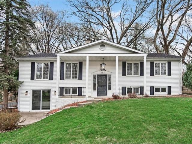 14818 Kral Rd, Minnetonka, MN 55345