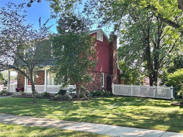 14819 Forest St, Southgate, MI 48195