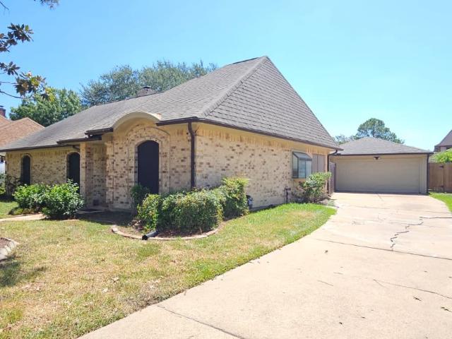 14819 Knightsway Drive