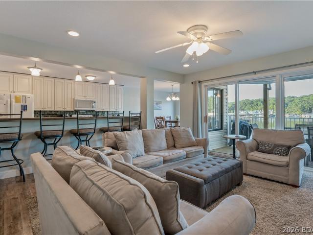 1481 Ledges Drive 112