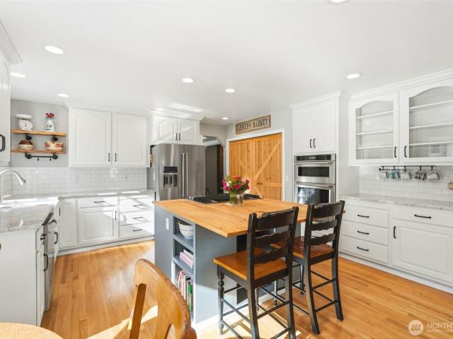 1481 th Avenue NW