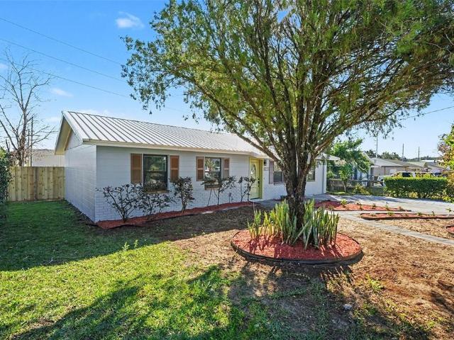 1481 th St, Dade City, FL 33523 | MLS #TB8466 | Compass