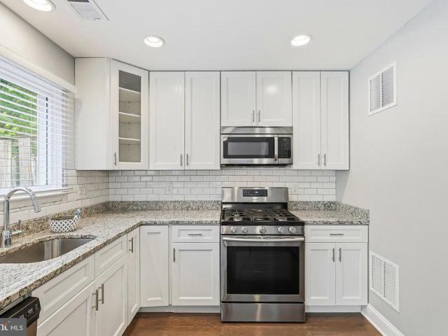 14823 Bolton Road
