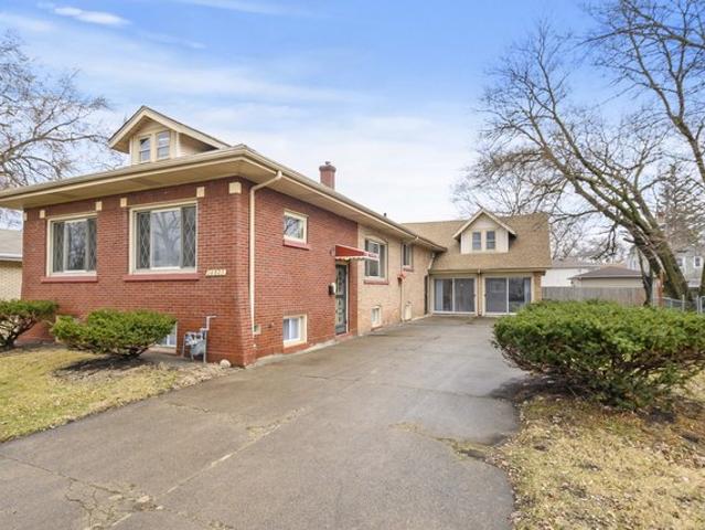 14823 Grant St, Dolton, IL 60419
