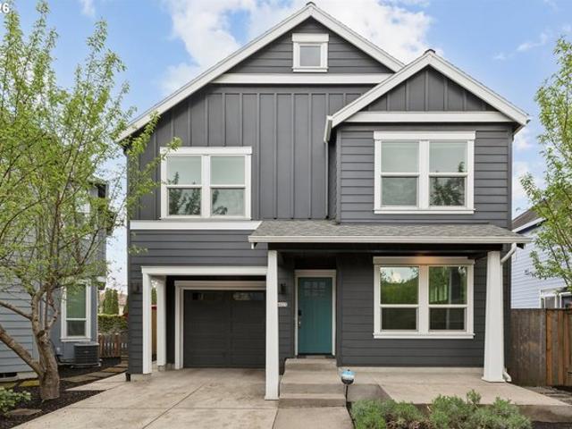 14825 NW Highcroft Ct, Portland, OR 97229